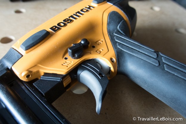 Le cloueur pneumatique BOSTITCH BT1855-E | TravaillerLeBois.com