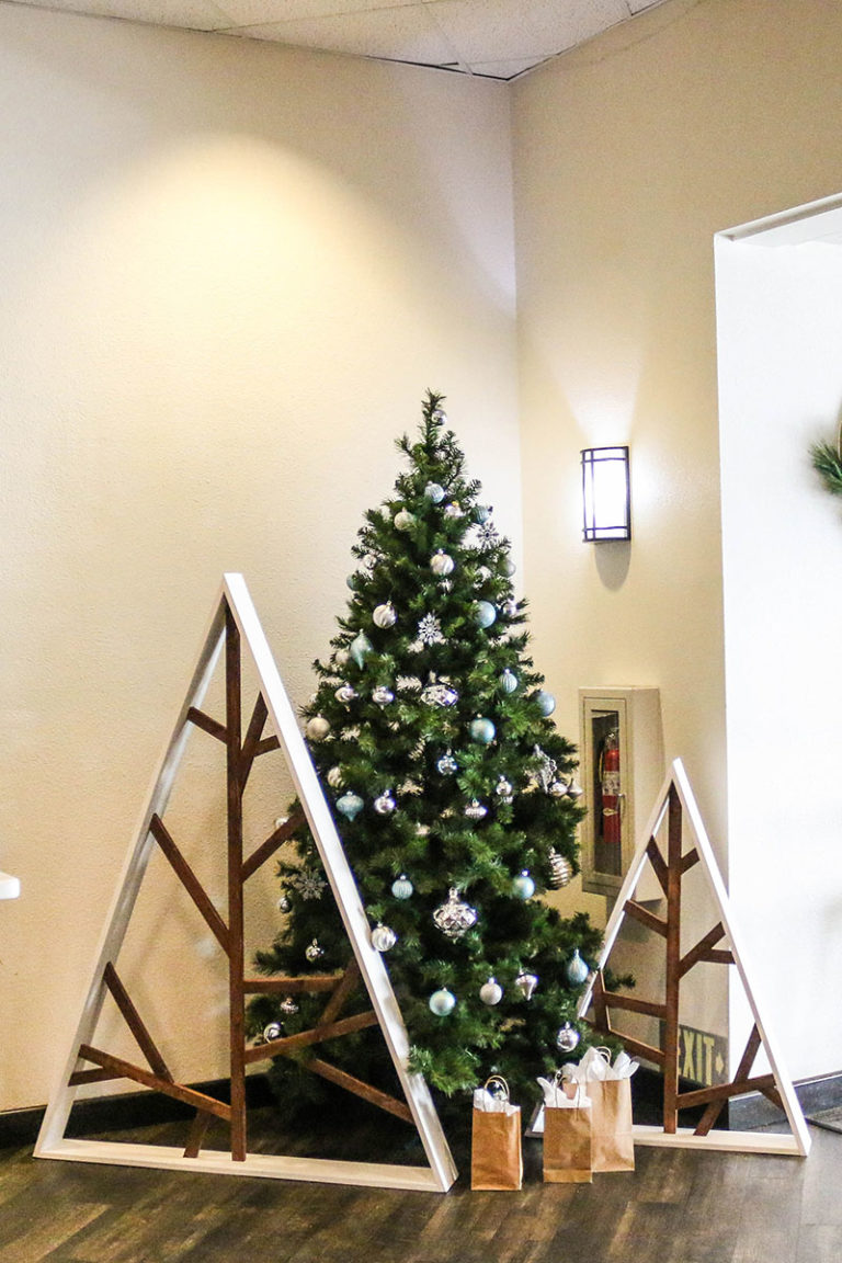 Un sapin de Noël design en bois | TravaillerLeBois.com
